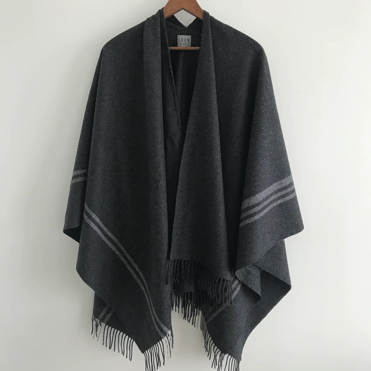 Loom Poncho – Tussocks Homeware